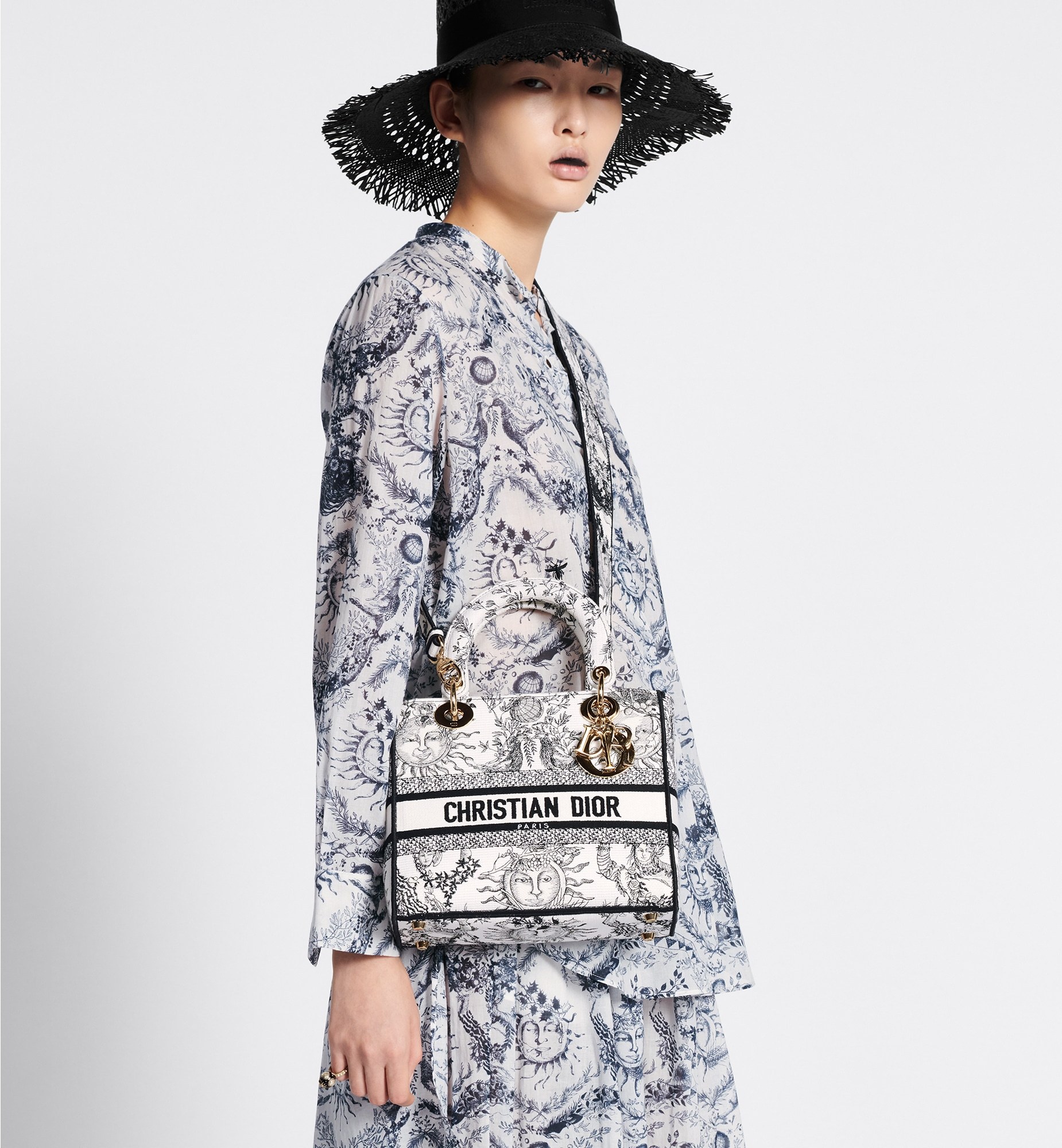 DIOR Dior Medium Lady D-Lite Shoulder Bag